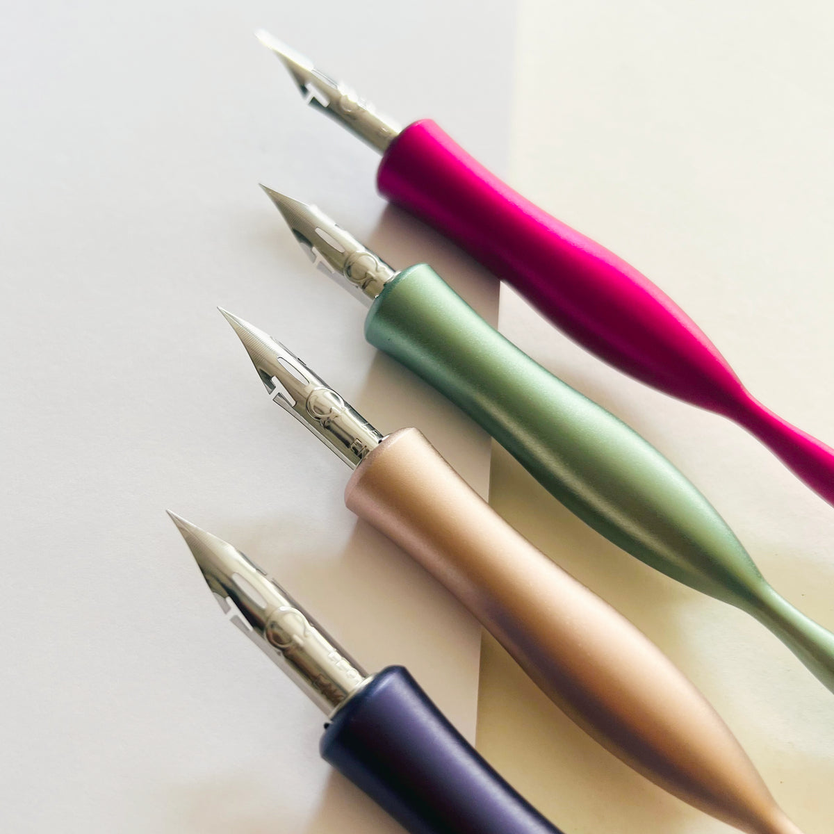 Calligraphy Writing – niconeco zakkaya