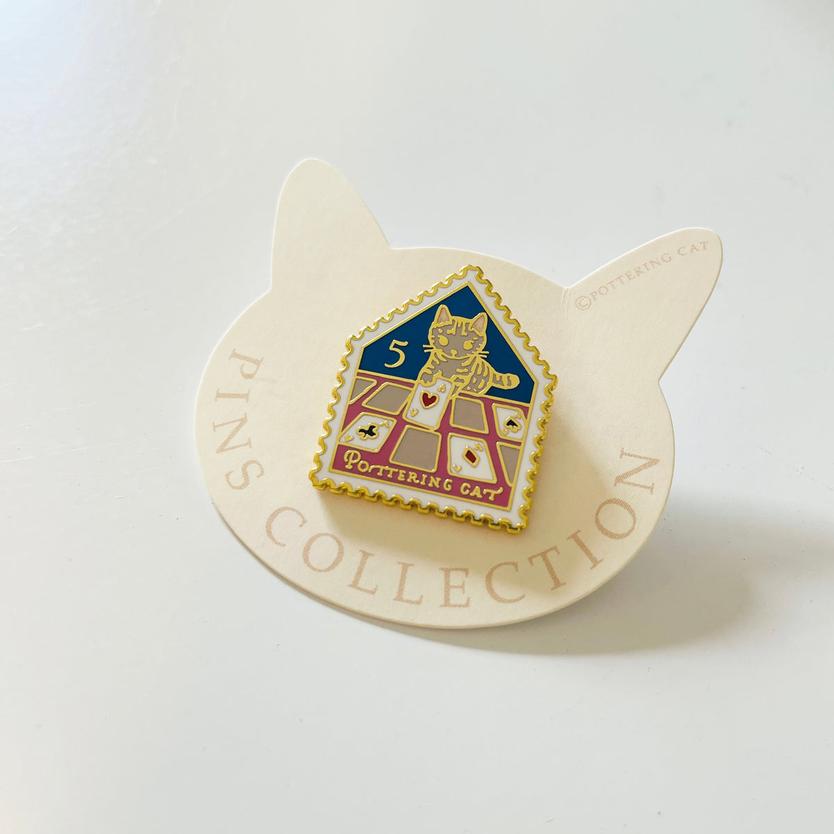 Pottering Cat Enamel Pin - Playing Cards – niconeco zakkaya