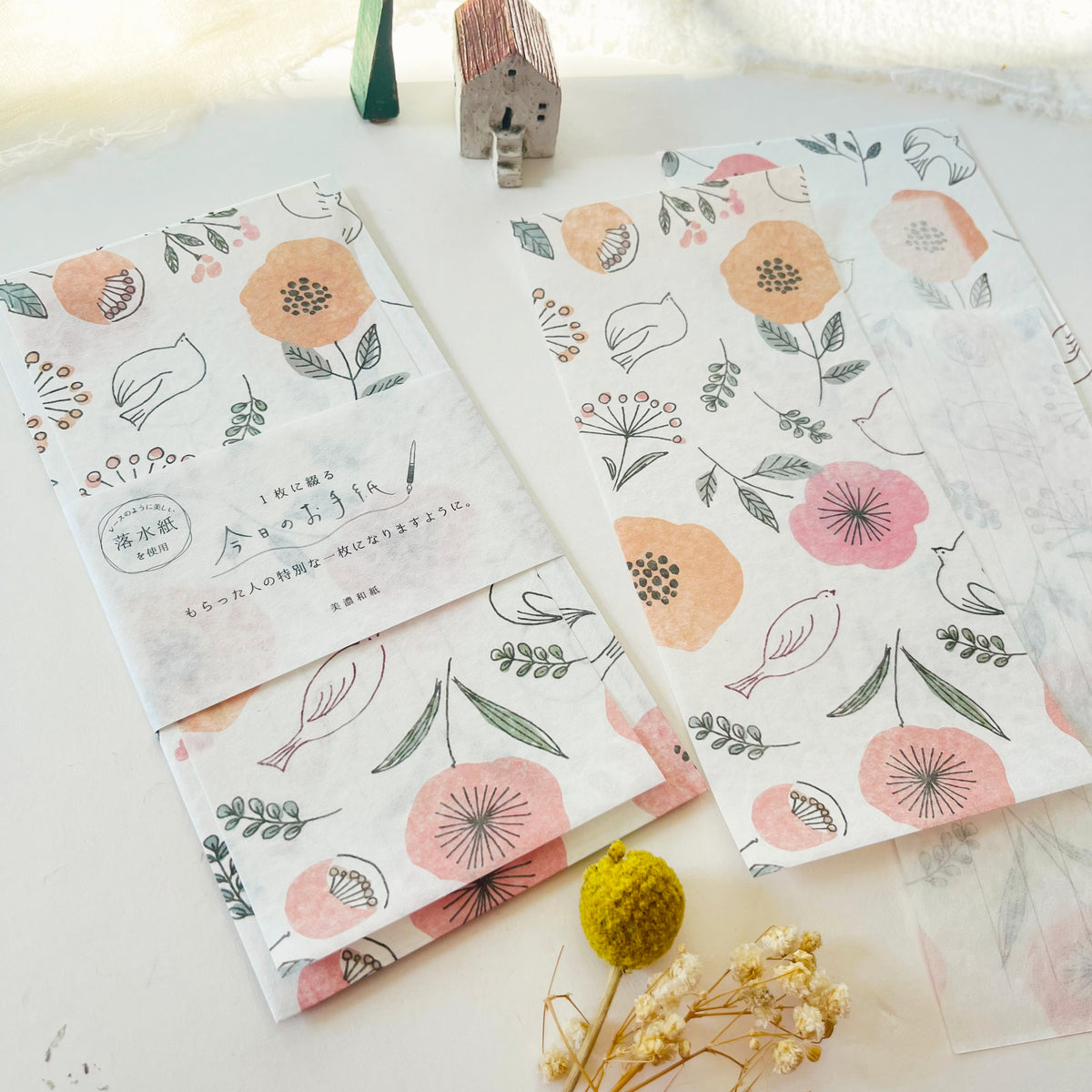 Today's Tegami Japanese Mino Paper Letterset - Little Bird and Flowers ...